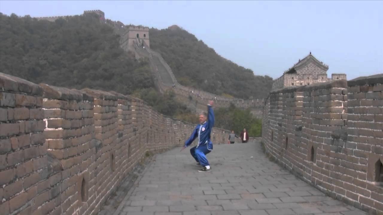 Duan Da on the Great Wall - YouTube