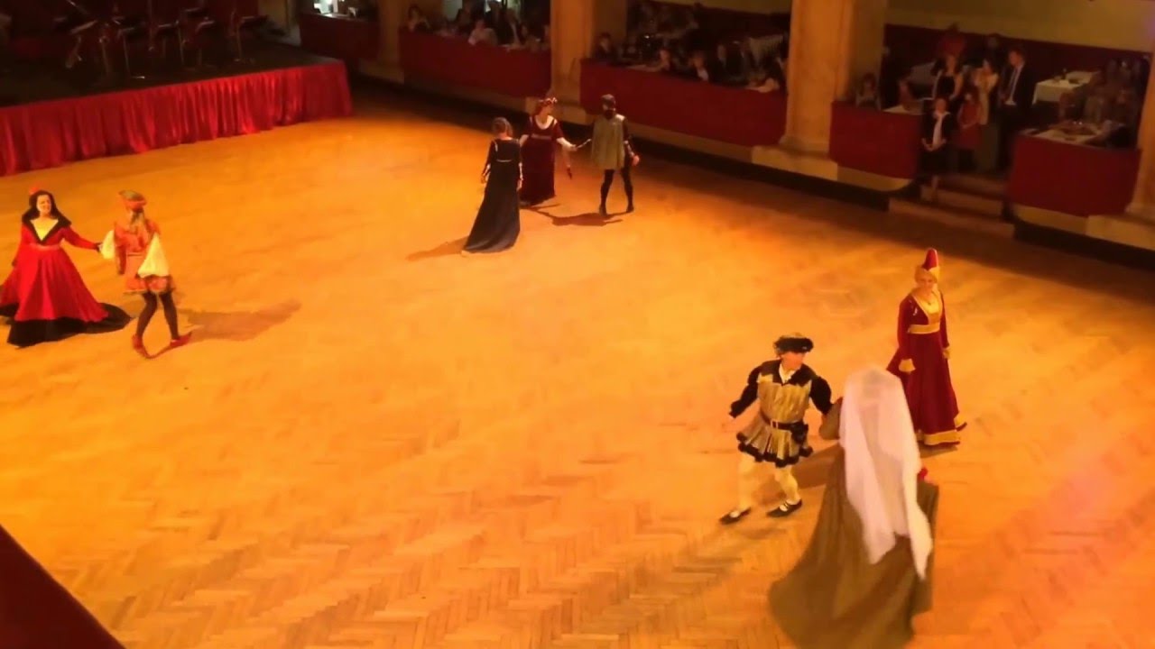 ALLA DANZA PRAHA - Voltati in ca Rosina - YouTube