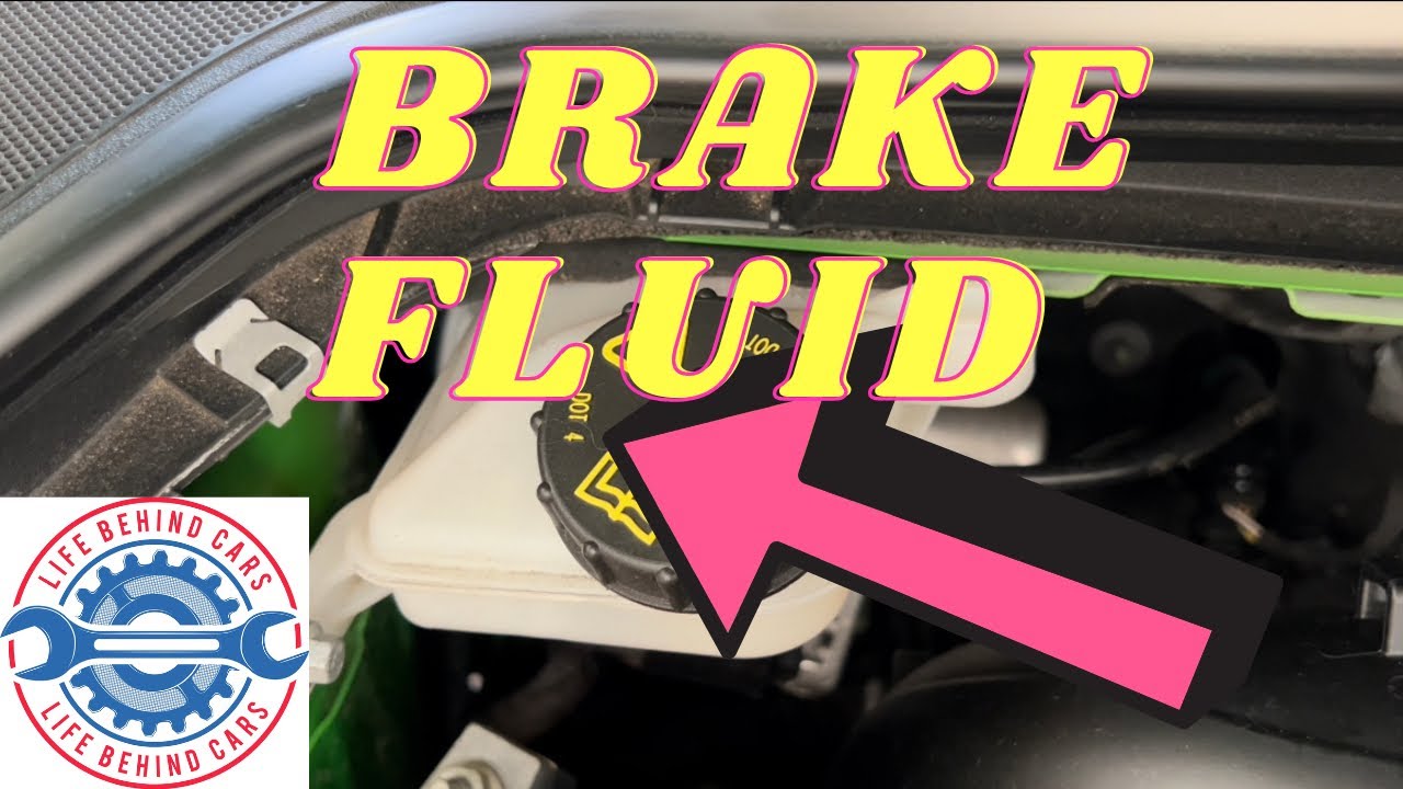 Ford Focus ST Petrol 2022 Brake Fluid Reservoir Location - YouTube