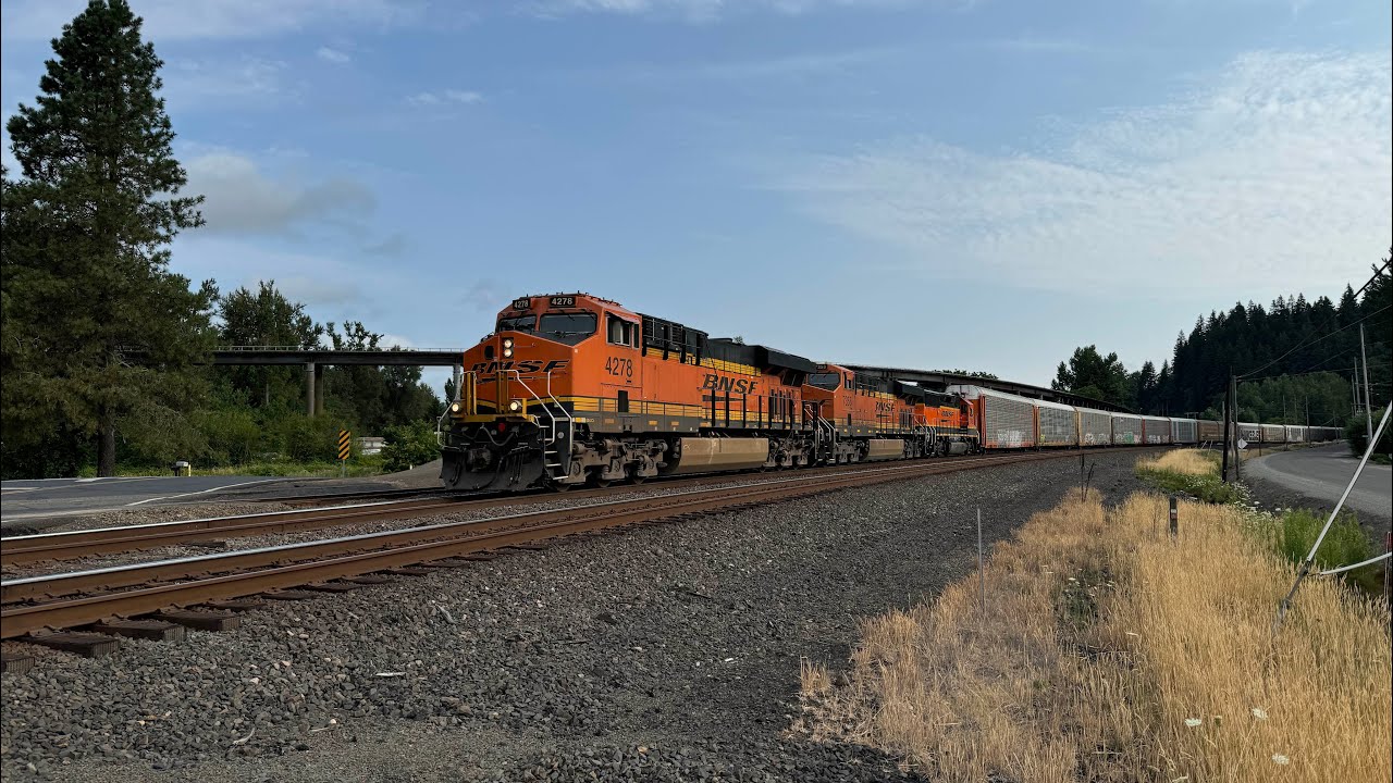PNW Trip Quick Clip: BNSF Seattle Sub Trains at Rocky Point, WA - YouTube