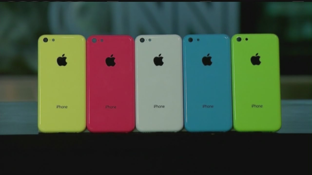 Long lines, excitement for new iPhone launch - YouTube