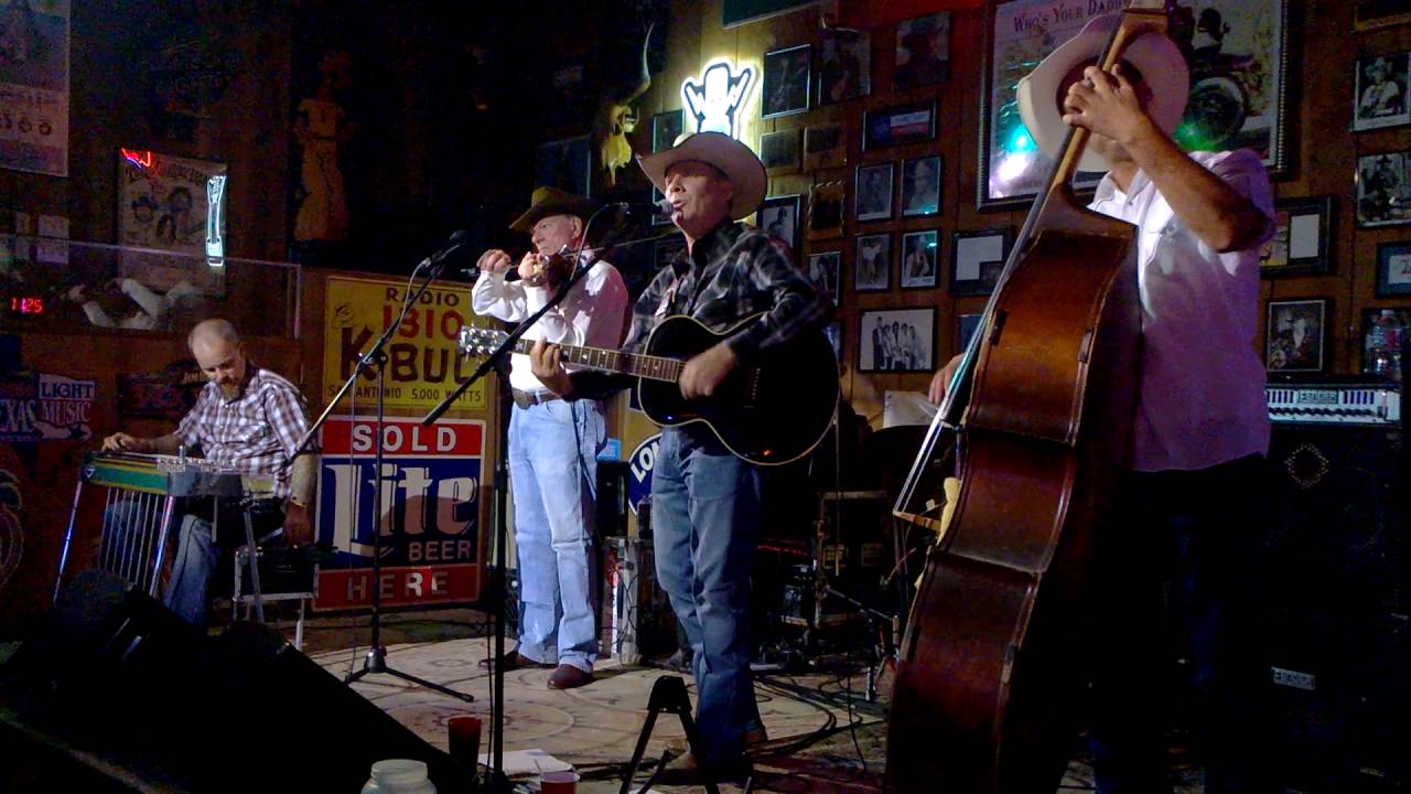 2016-08-05 Monte Good - Amarillo By Morning - YouTube