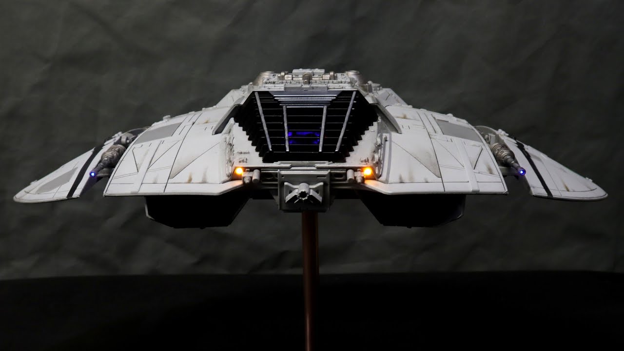 Battlestar Galactica Cylon Raider model kit part 2 completed - YouTube