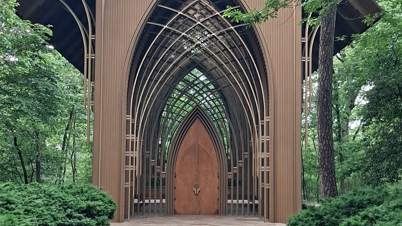 A Visit to the Mildred B. Cooper Memorial Chapel - Next to Scenic Lake ...