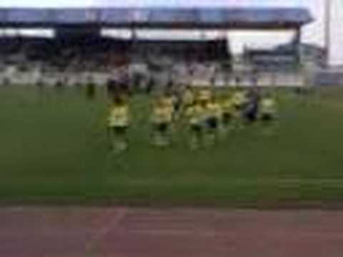 eyüpspor ankarada futbolcularla eflatun sarı