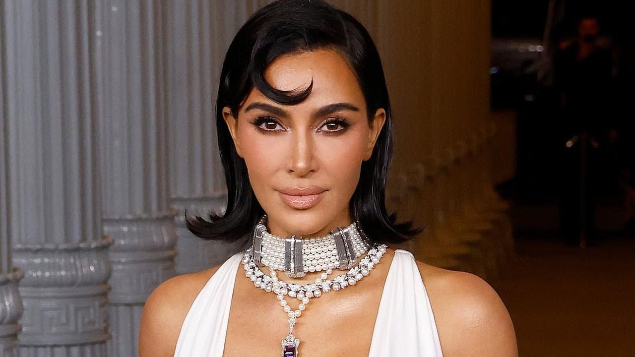 Kim Kardashian Hints at New Romance and Building 'His Closet' in The ...