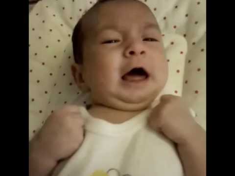 Anne Diyen Bebek