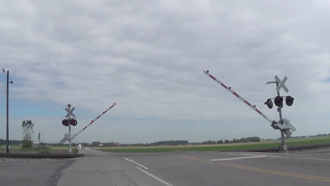 Route 99 Grade Crossing (Bellevue, OH) 6/4/15 - YouTube
