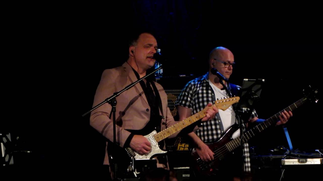 Charles Plogman & Rosette - Lupaan olla - YouTube