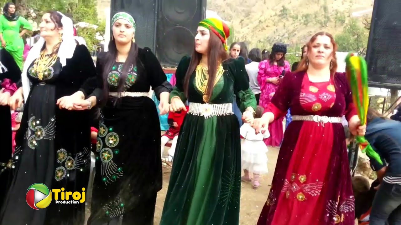 Ertoşi Aşiret Düğünü - Yeni Muhteşem Halay 2018 - YouTube