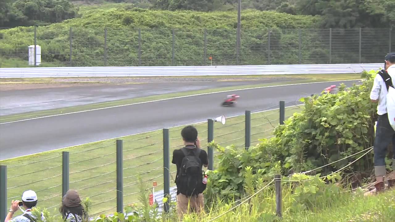 2014SUZUKA8hours.TOHO Racing 飛躍 - YouTube