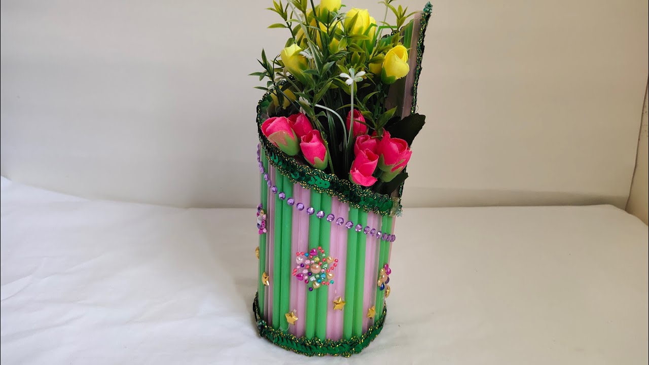 How to make flower vase with drinking straw - YouTube