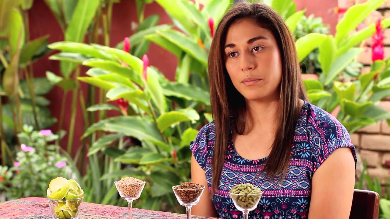 Cecilia Cruz - Salvadoreña del Mes de Agosto 2015 - YouTube