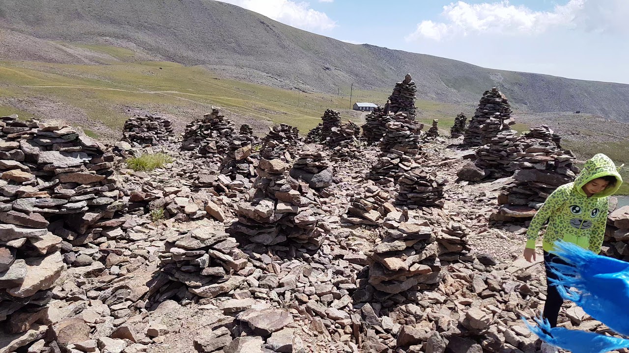 GK Drone Արագած քարի լիճ / Aragats qari lich - YouTube