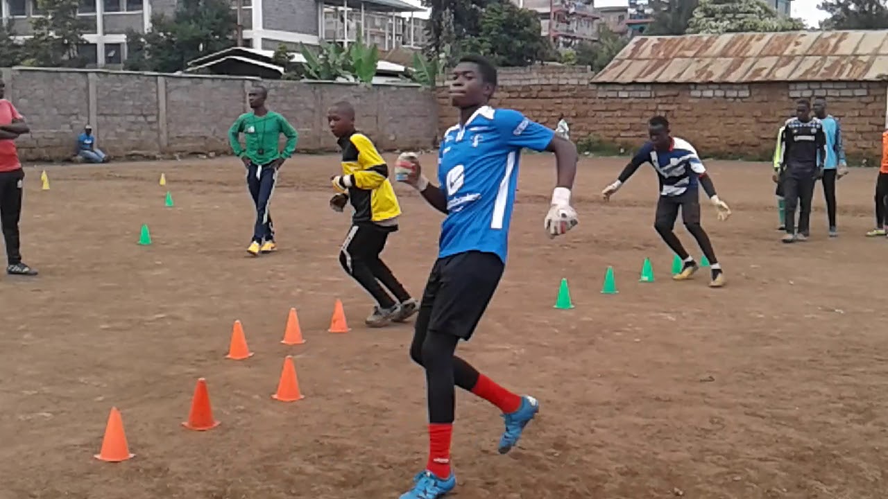 Training Goalkeepers on Agility /speed/ movement/ foot works /quick ...
