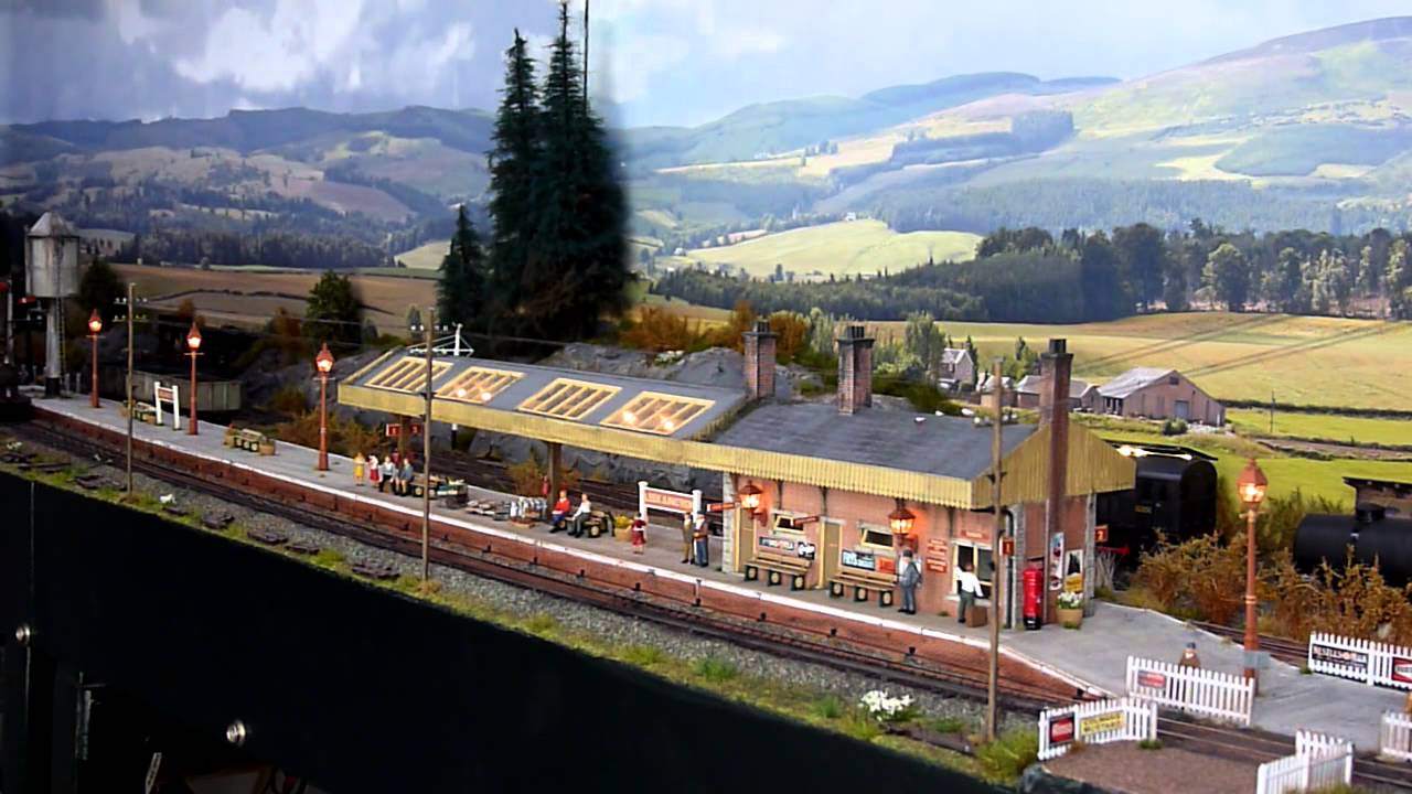 Class 3200 Earl "Dukedog" Bachmann 1 - YouTube