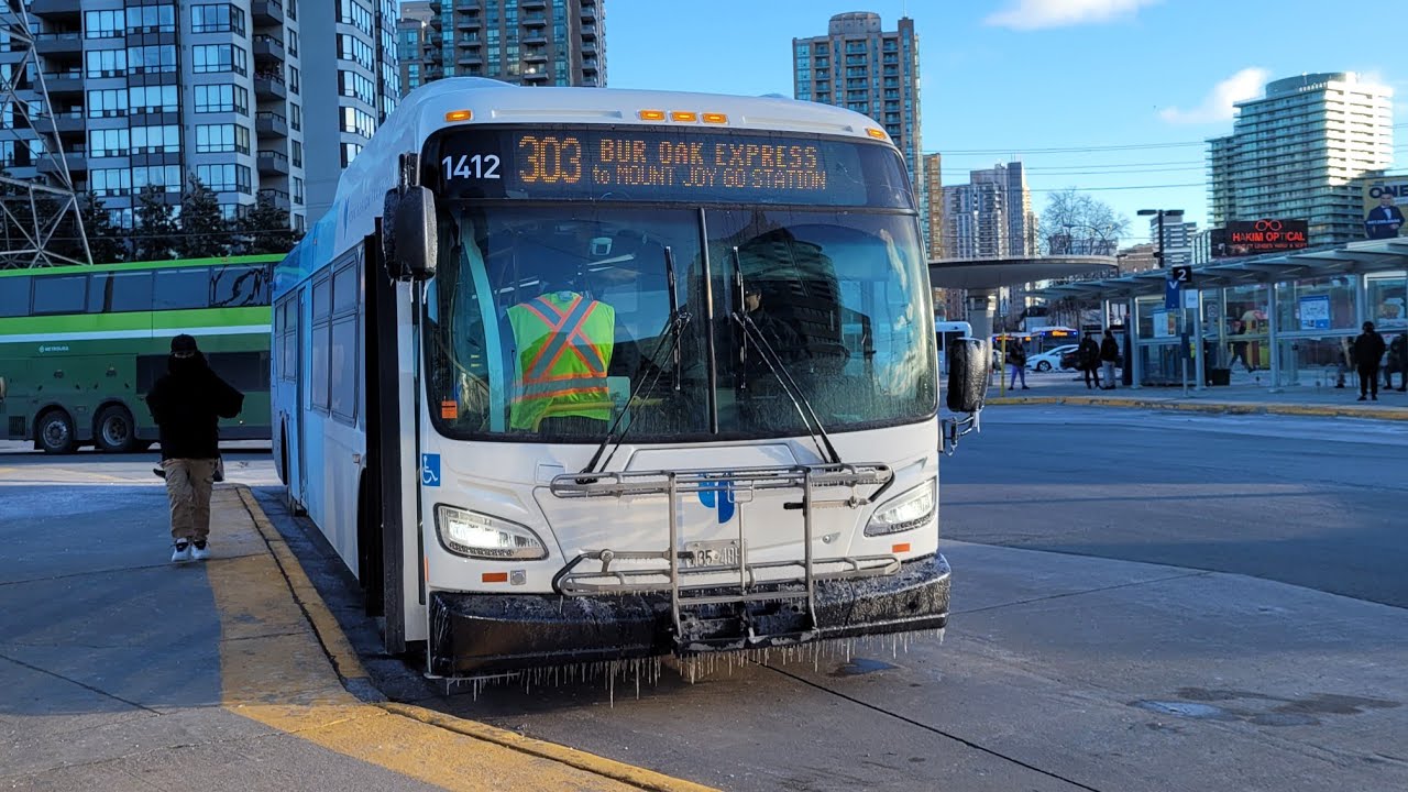 (Recent Rebuild) YRT 2014 New Flyer XD40 1412 on the 303 Bur Oak ...