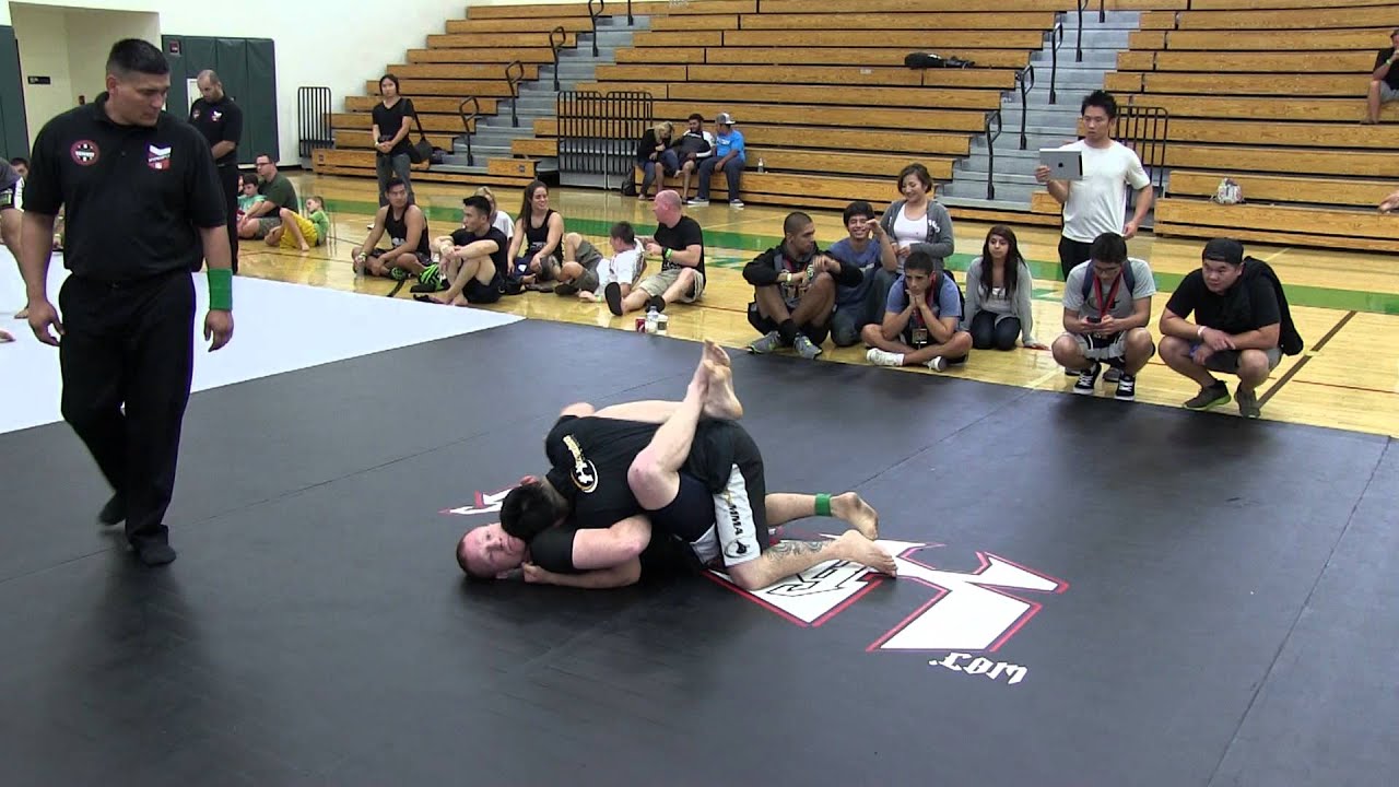Grappling X 8/11/2013 Michael Robinson Vs. Bao Quach Rounders MMA - YouTube