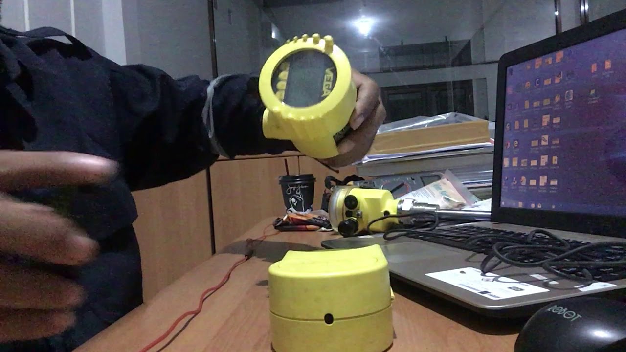 Vegapuls 64 connect to pactware PC/Laptop VEGA CONNECT - YouTube