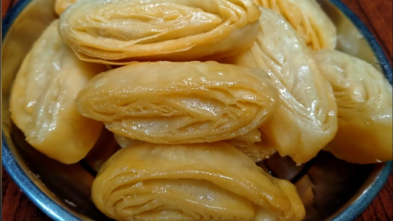 Rathyatra Special Khaja Recipe/Puri bale khaja Recipe - YouTube