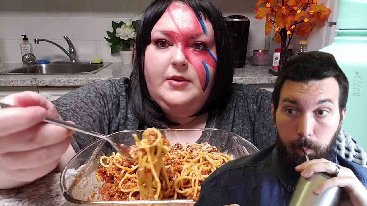 Foodie Beauty & I discuss kitchen appliances and shaky cheese. - YouTube