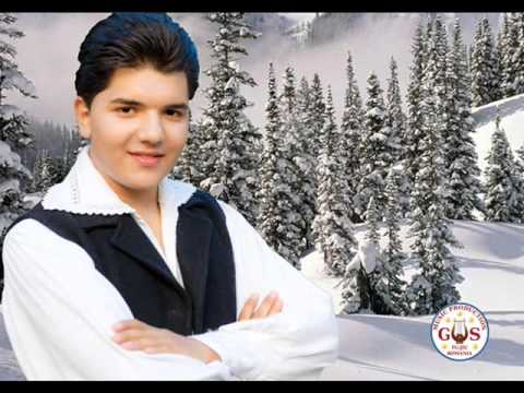 Colinde-Marian Medregoniu-Floare de mar floare de crin - YouTube