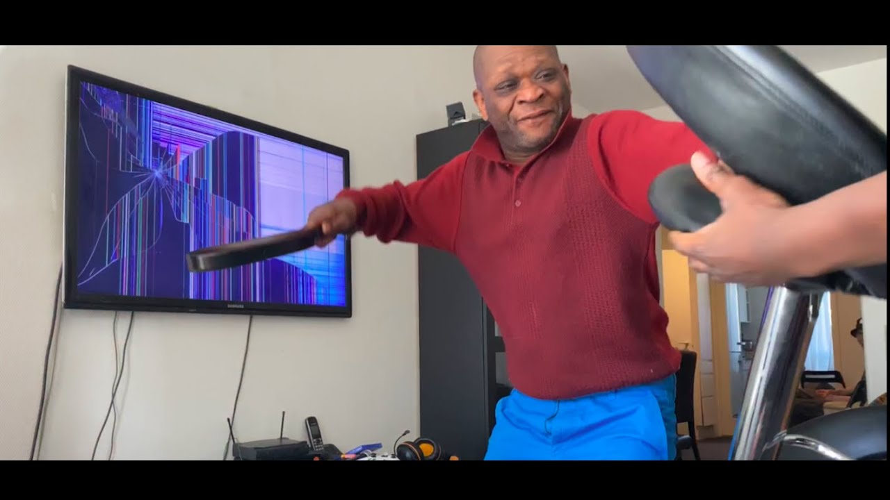 BROKEN TV PRANK ON MY DAD! (GONE WRONG) - YouTube