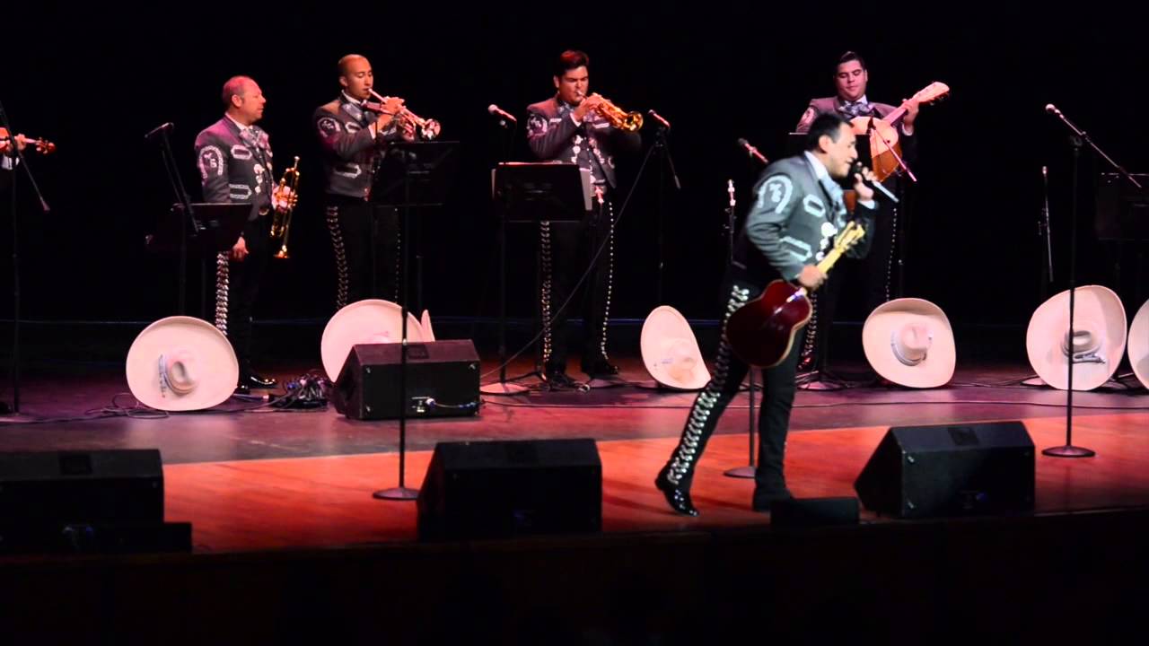 Mariachi Espectacular de Beto Jimenez - YouTube