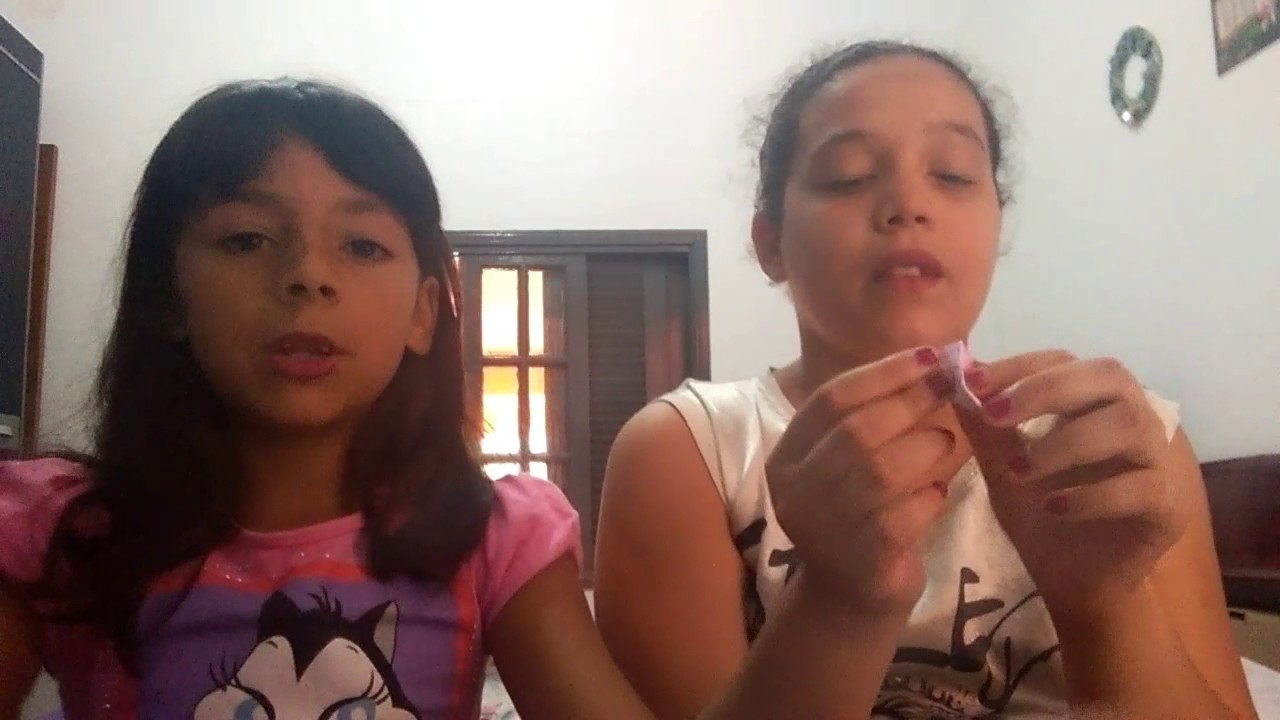 Tag uma palavra uma música com Daiani silva - YouTube