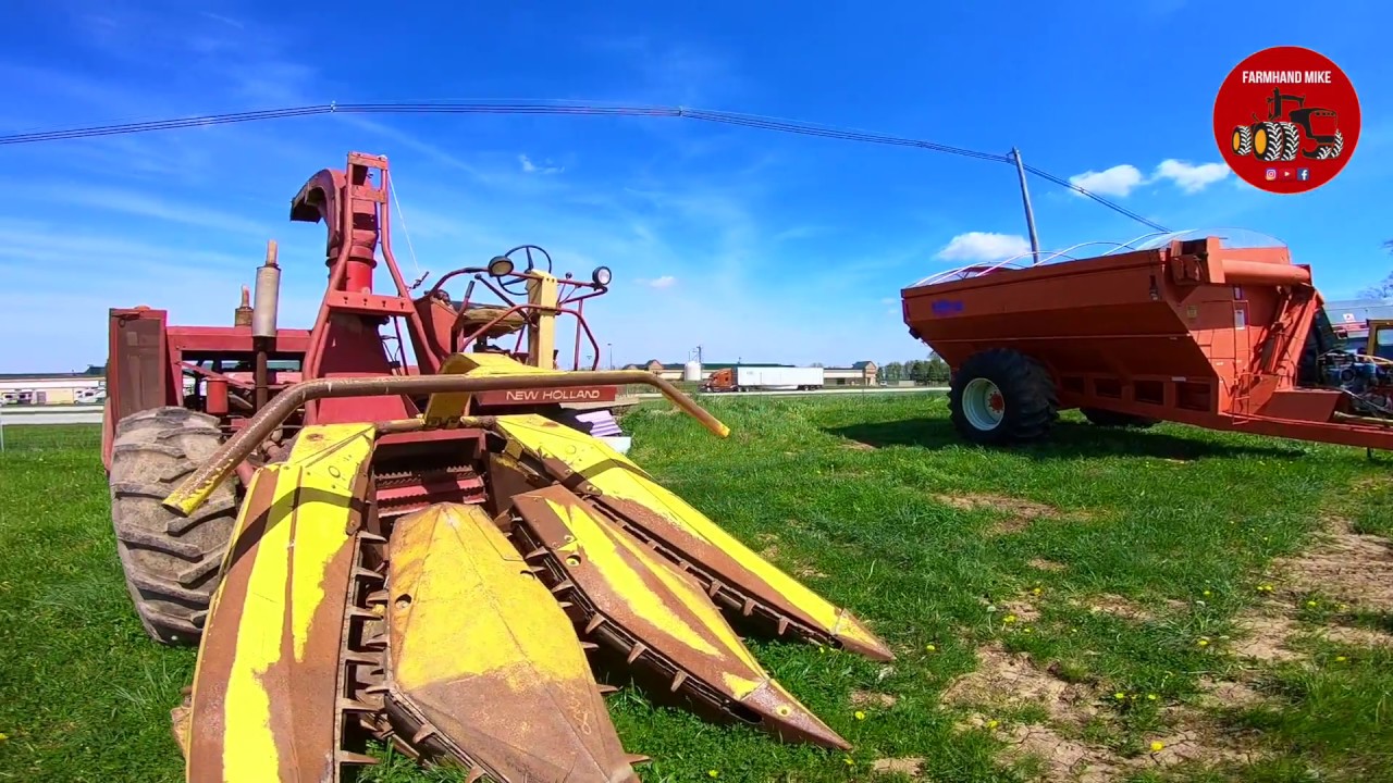 Vintage New Holland Self Propelled Forage Harvester - YouTube