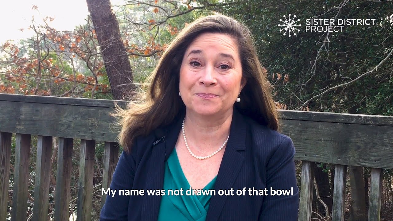 Shelly Simonds Thanks Sister District - YouTube