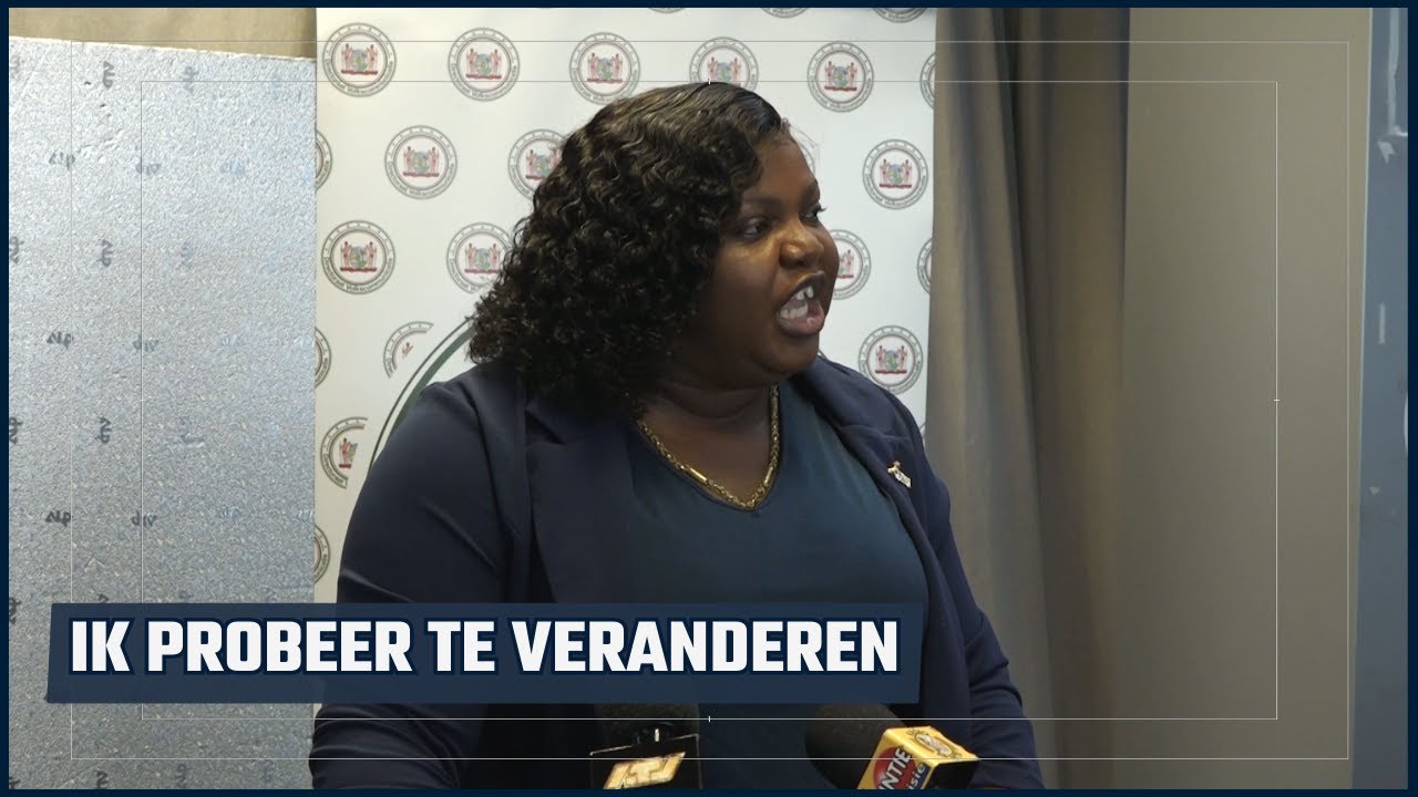 Minister van ROS erkent de kritiek op het beleid I SUN WEB TV I - YouTube