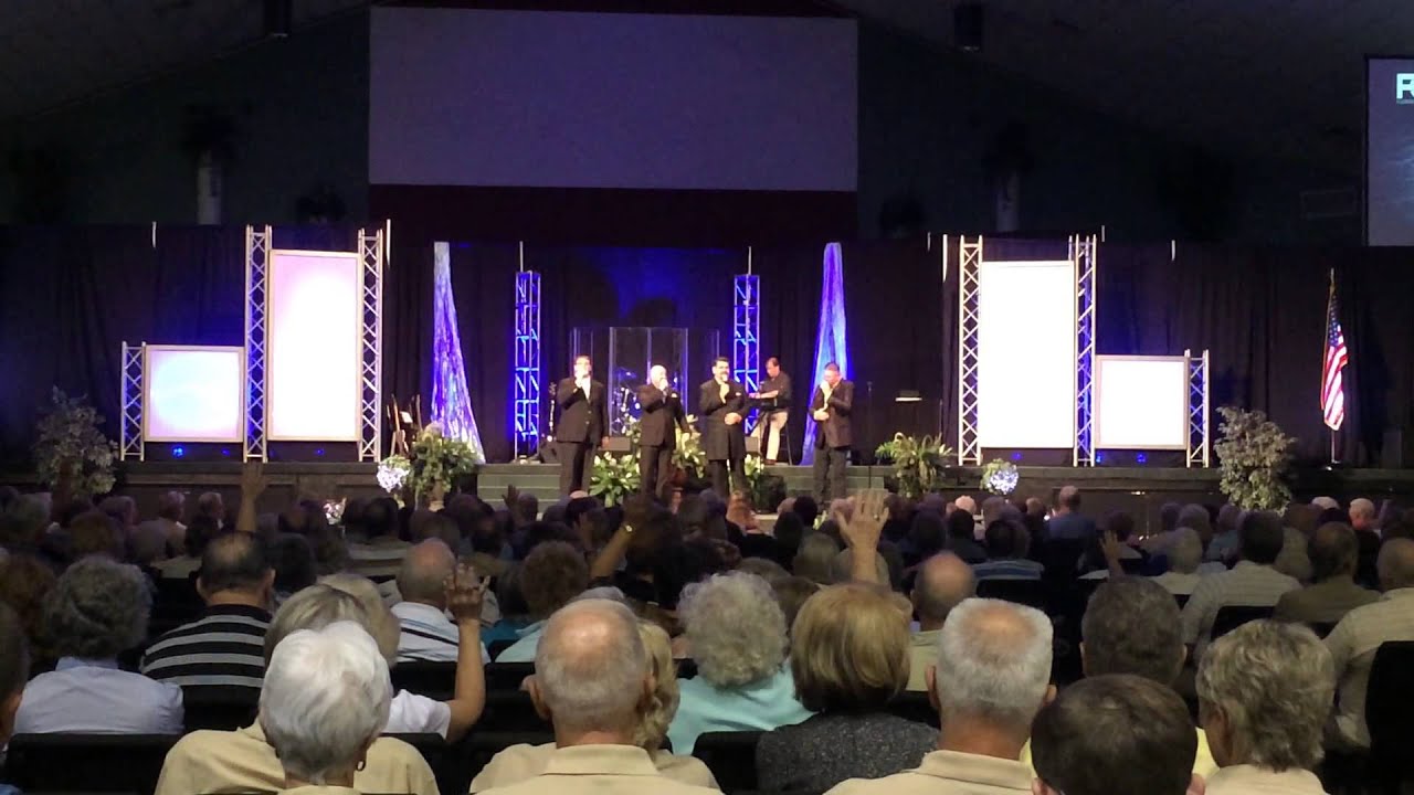How Great Thou Art by CrossFire Quartet at FGMA 2014 - YouTube