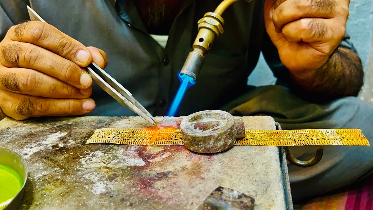 Amazing Gold Bangle Making Process. Expert Gold Smith Makes a Beautiful ...