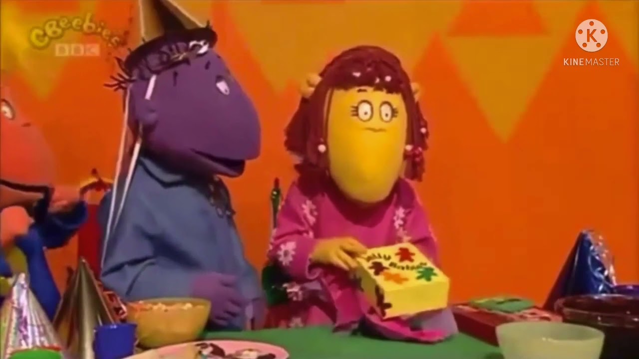 The Tweenies tries out the 17 year old Jelly Babies - YouTube