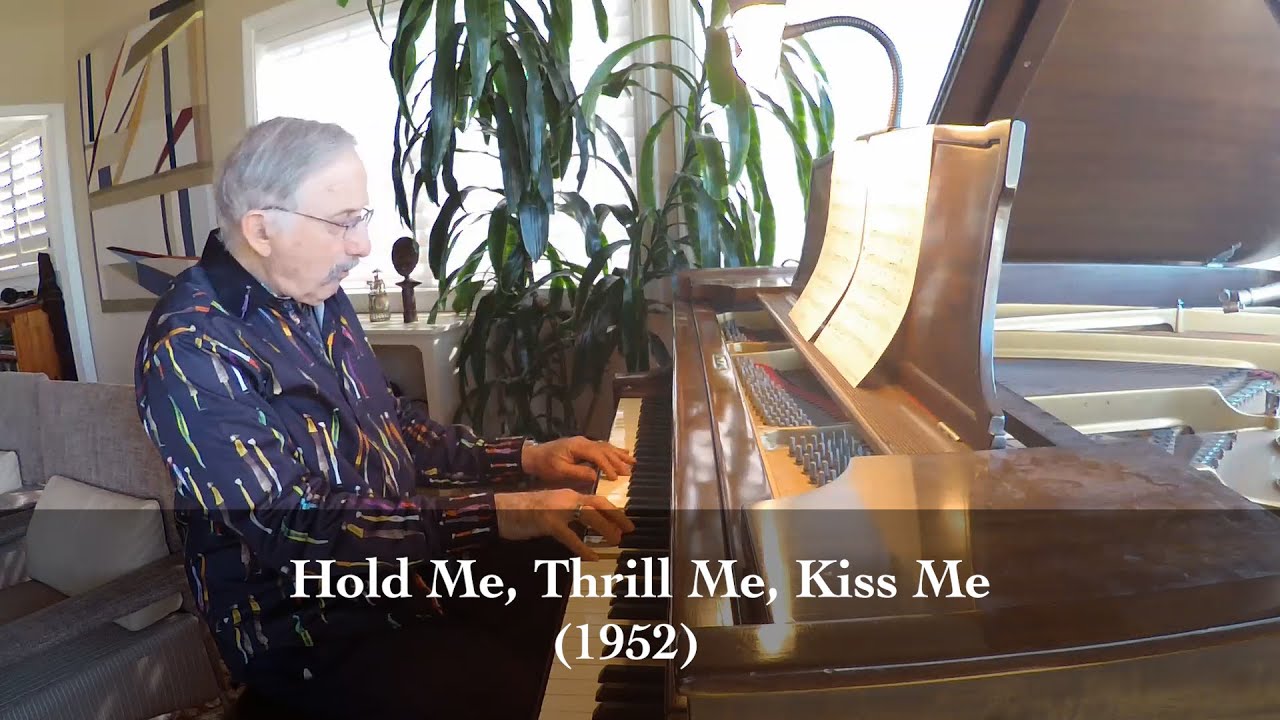 Hold Me, Thrill Me, Kiss Me - Harry Noble (1952) - YouTube