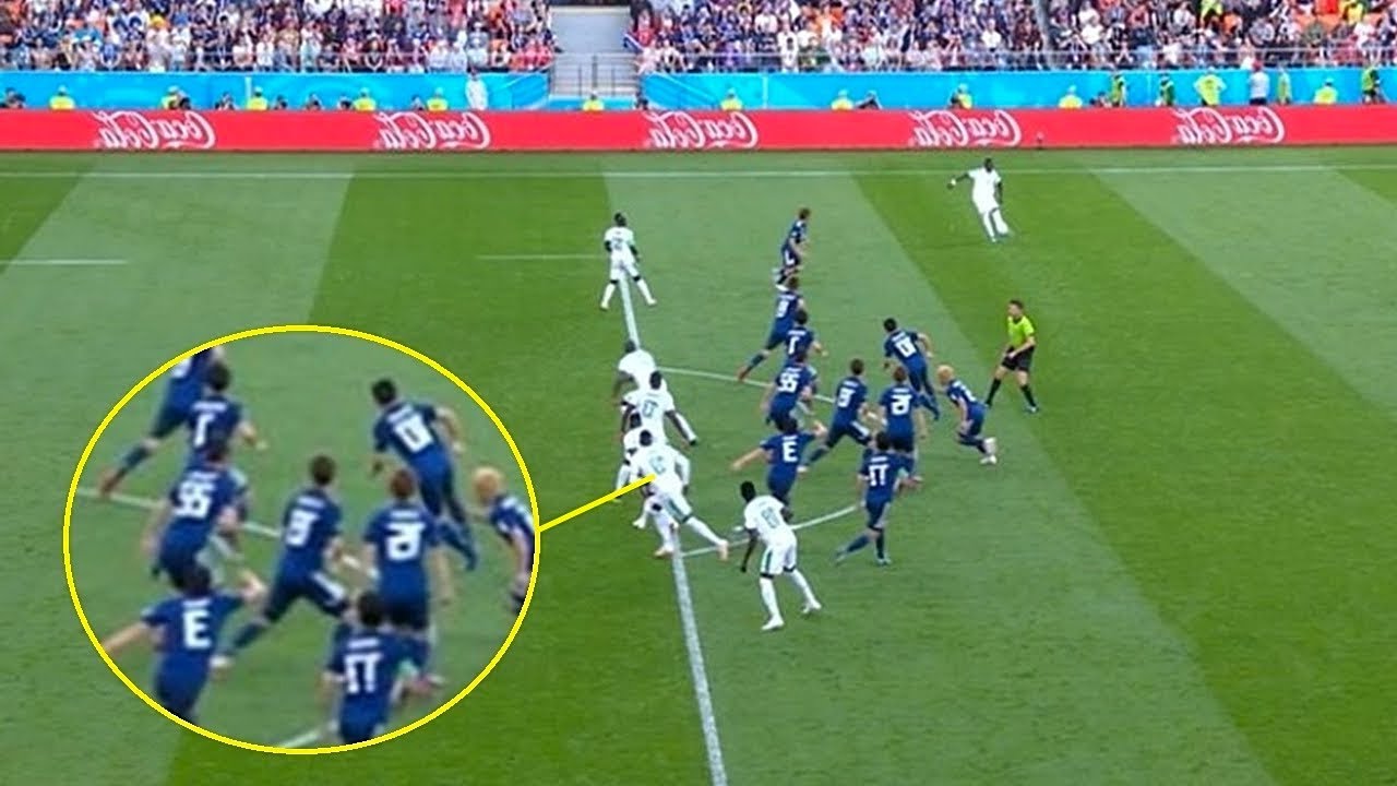 The most Genius “200 IQ” Moments in Football 🧠 Compilation of the best ...