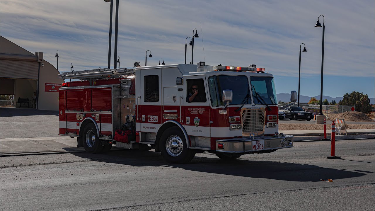 San Bernardino County Fire Medic Engine 306 demo response - YouTube