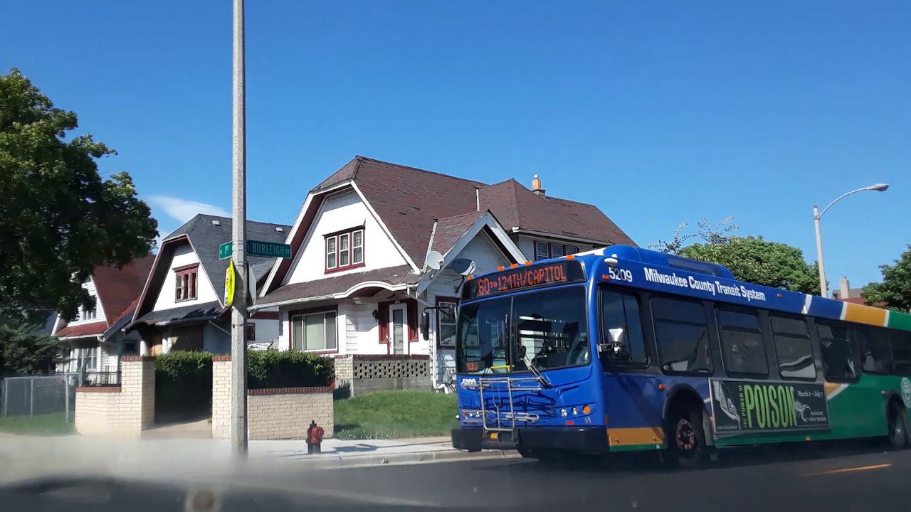 Milwaukee Wisconsin - Very Old North Side Neighborhood - Rough Area ...