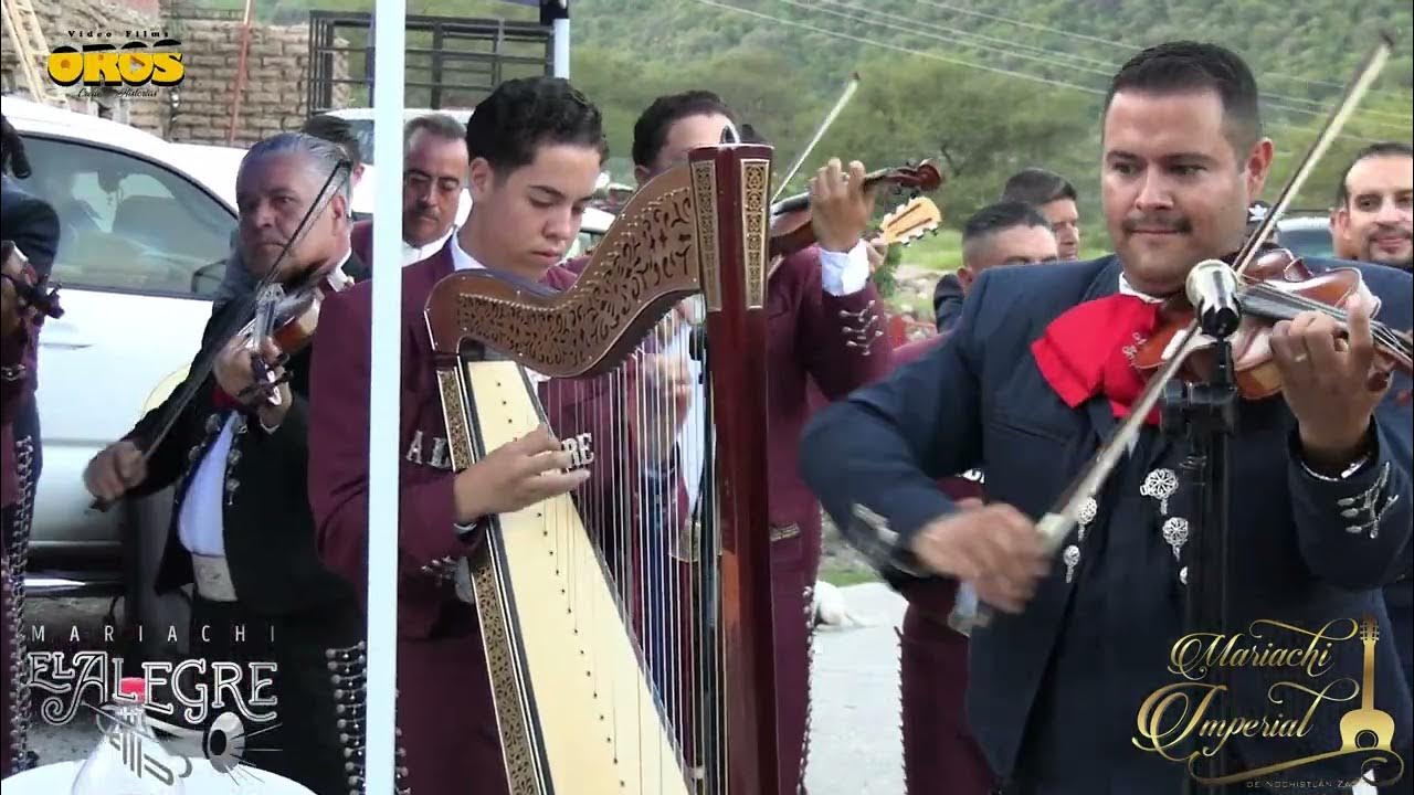 Mariachi Imperial de Nochistlán y Mariachi El Alegre - YouTube