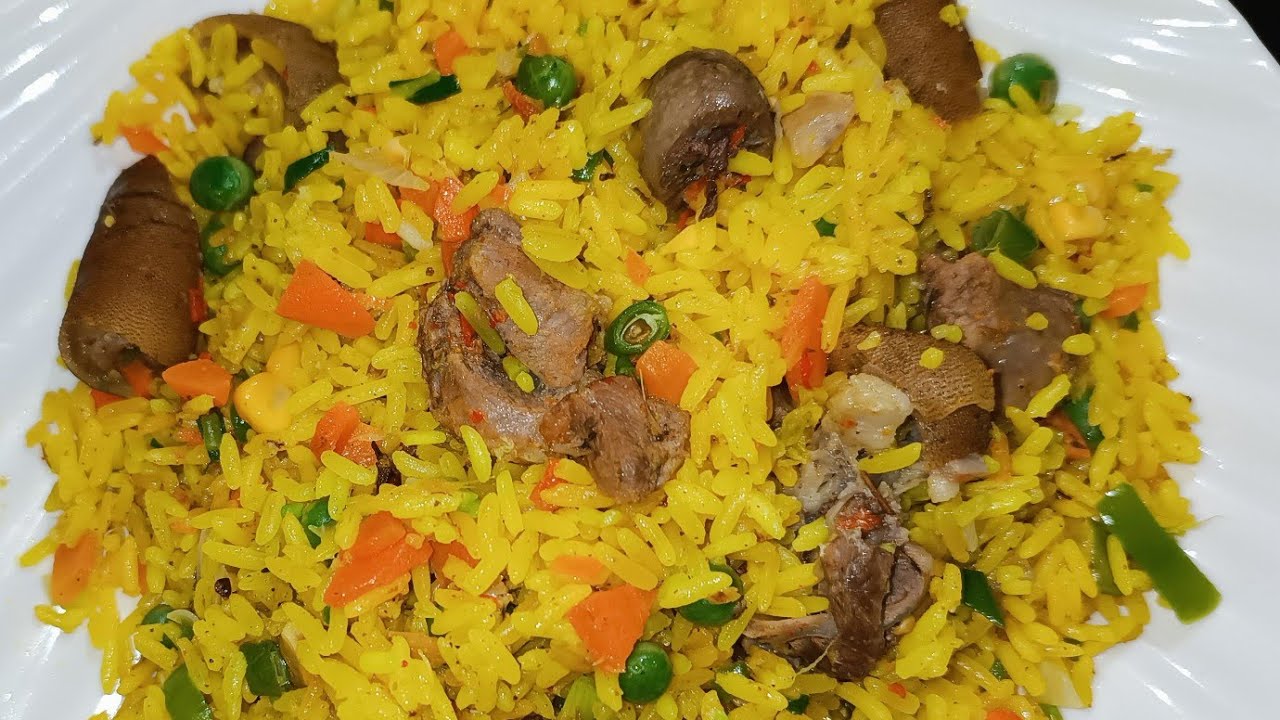 How to Cook Nigerian Fried Rice. Special Asun Fried Rice Recipe. All ...