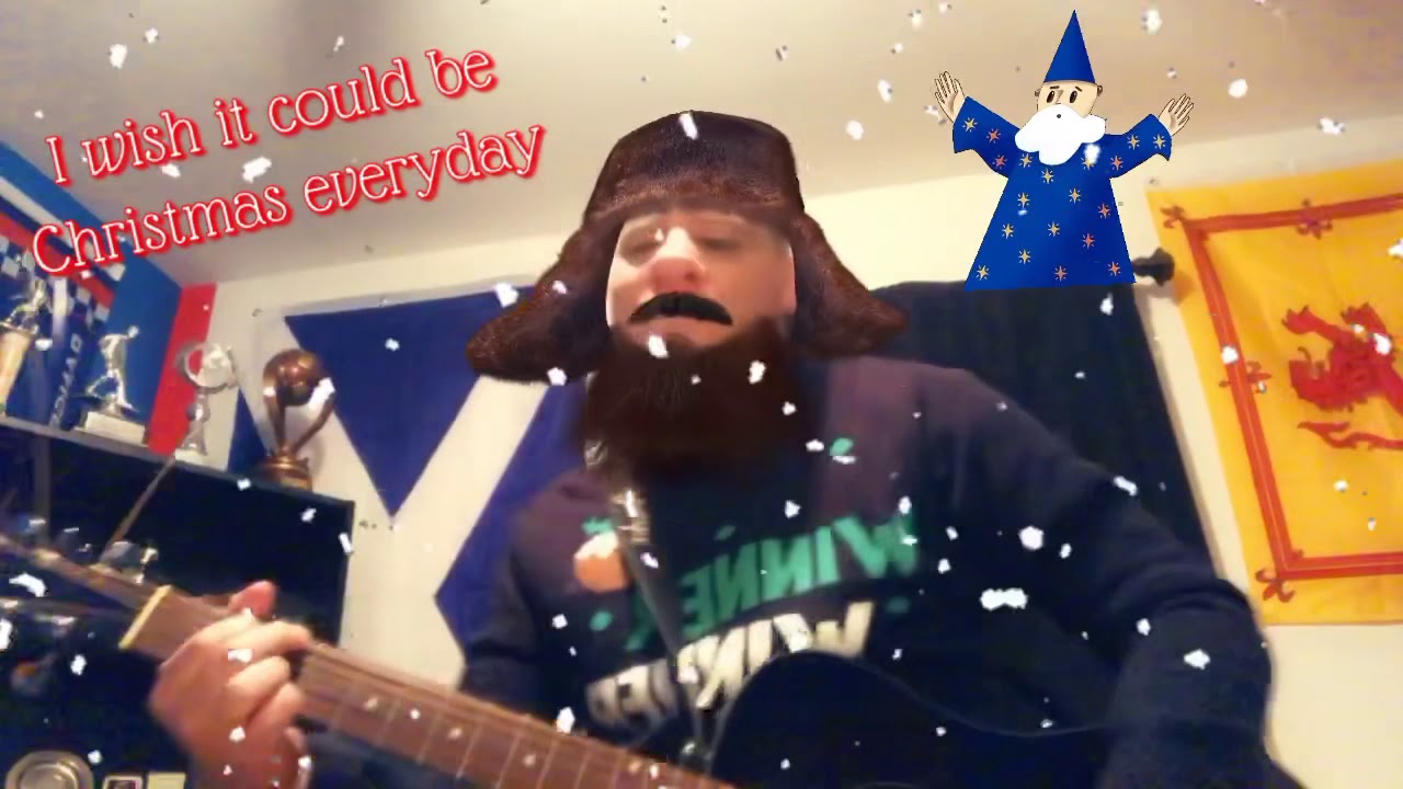 I wish it could be Christmas everyday - Wizzard - YouTube