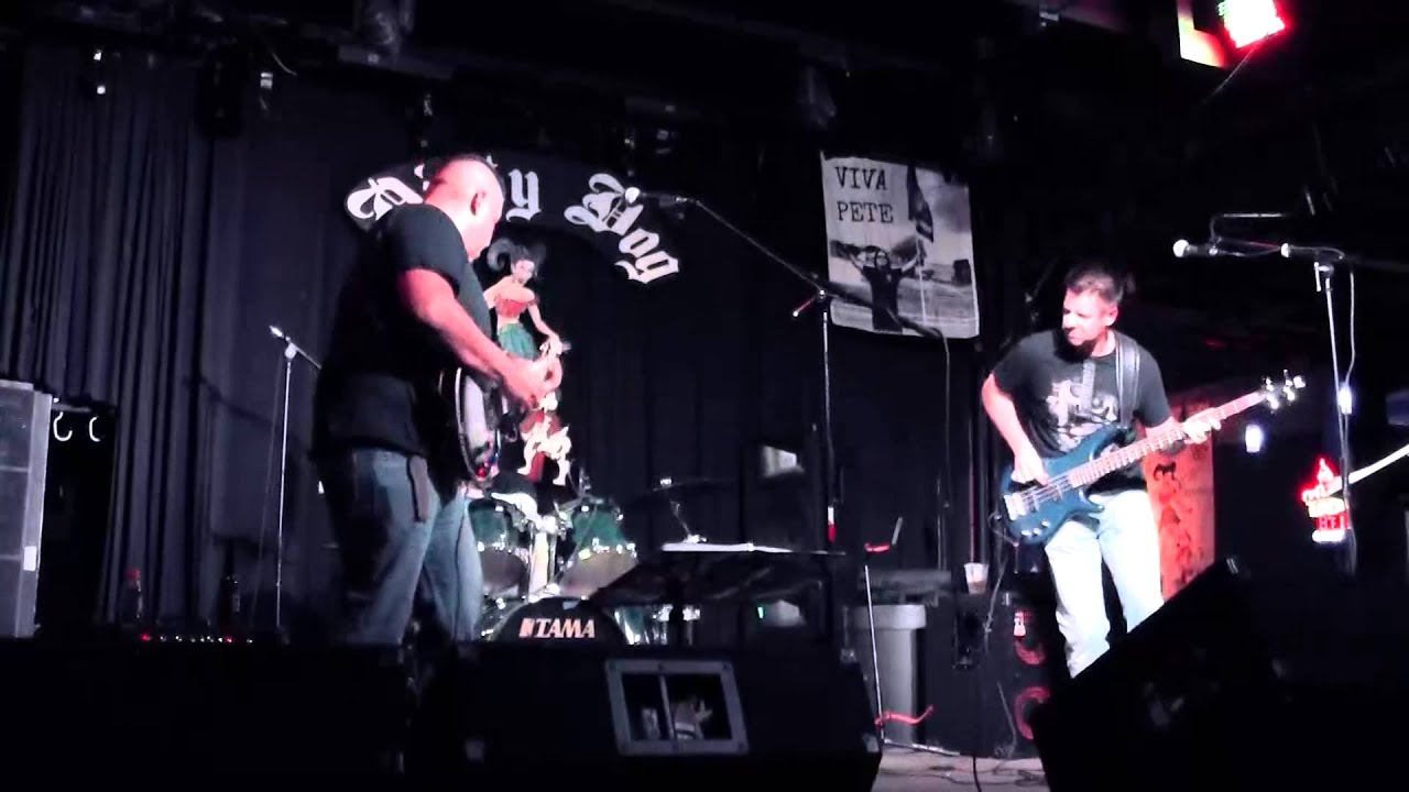 TrainWreck 512 covers Machine Gun Blues - YouTube
