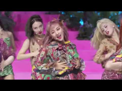TWICE (트와이스) ' MORE AND MORE ' LIVE PERFORMANCE - YouTube