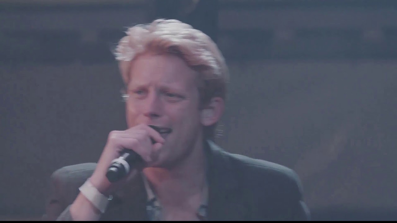 LEO NAPIER - LIVE PERFORMANCE REEL - YouTube