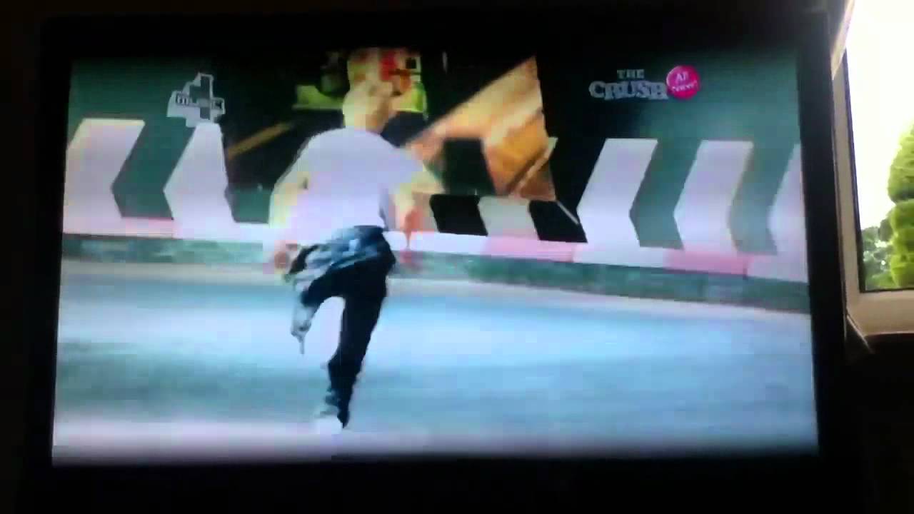 Niall Horan falling - September Crush - YouTube