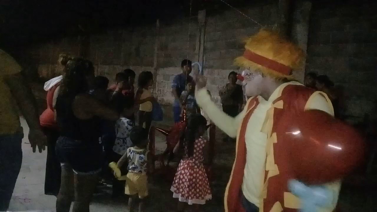 Peluchin show - YouTube