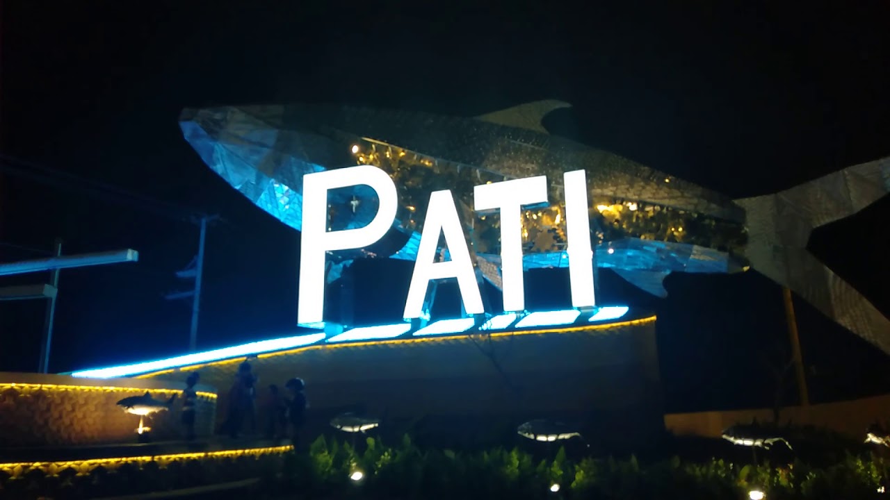 TUGU IKAN BANDENG ICON KOTA PATI JAWA TENGAH - YouTube