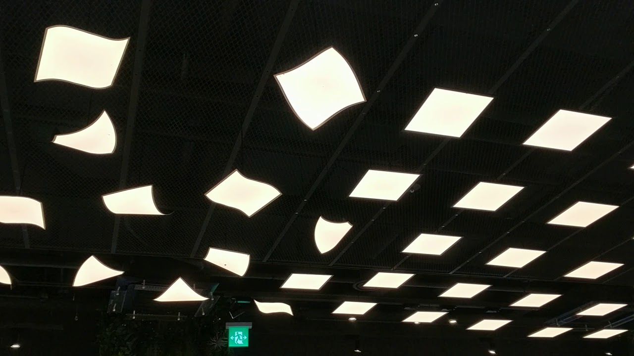Flexible OLED lighting at Baskin Robbins in Seoul - YouTube