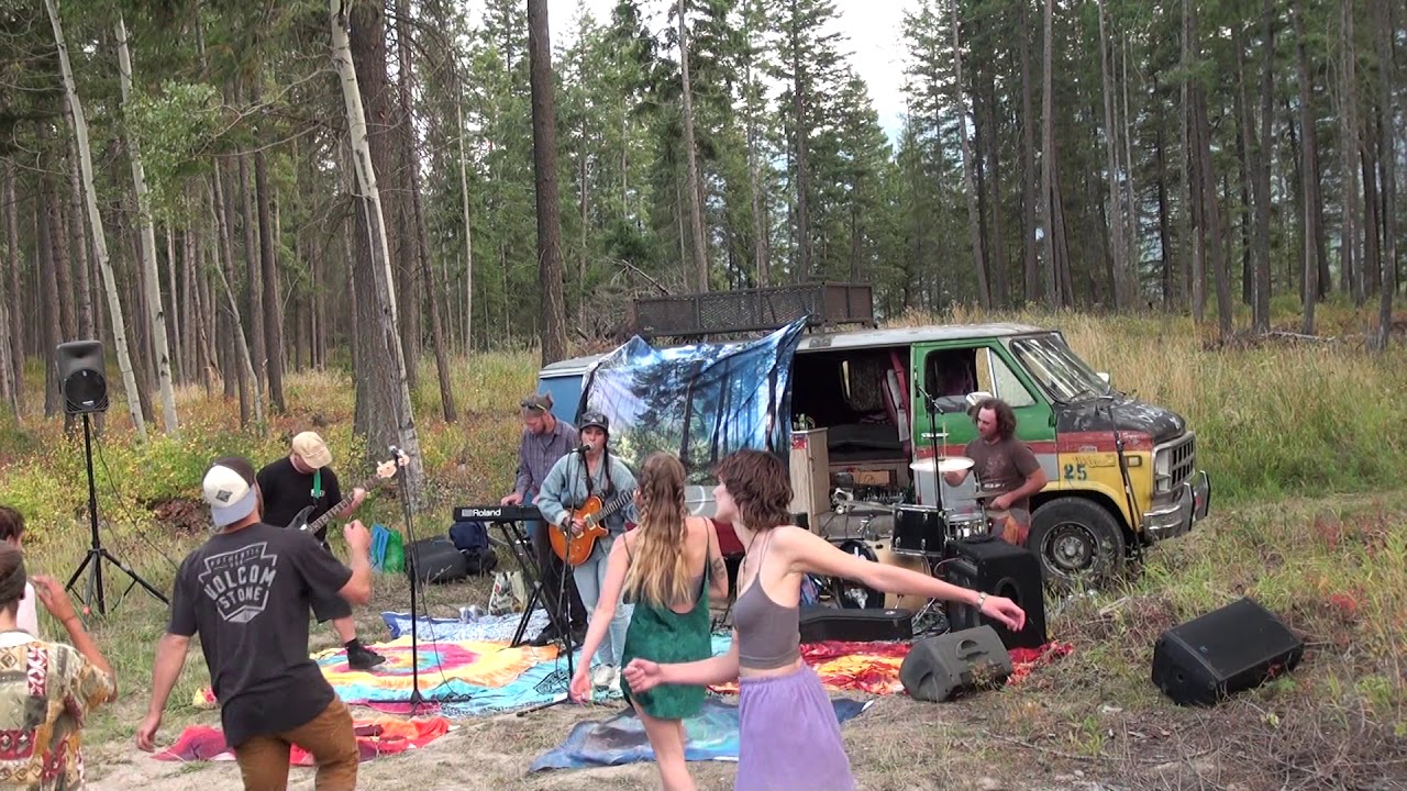 Chelsea OW & The Pink River Dolphins - I Can't Change - YouTube